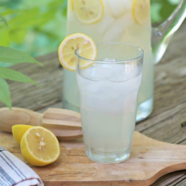 Fresh Homemade Lemonade • Loaves and Dishes