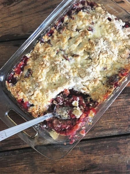 Easy Cherry Cobbler Recipe - Homemade Cherry Cobbler • Loaves and Dishes