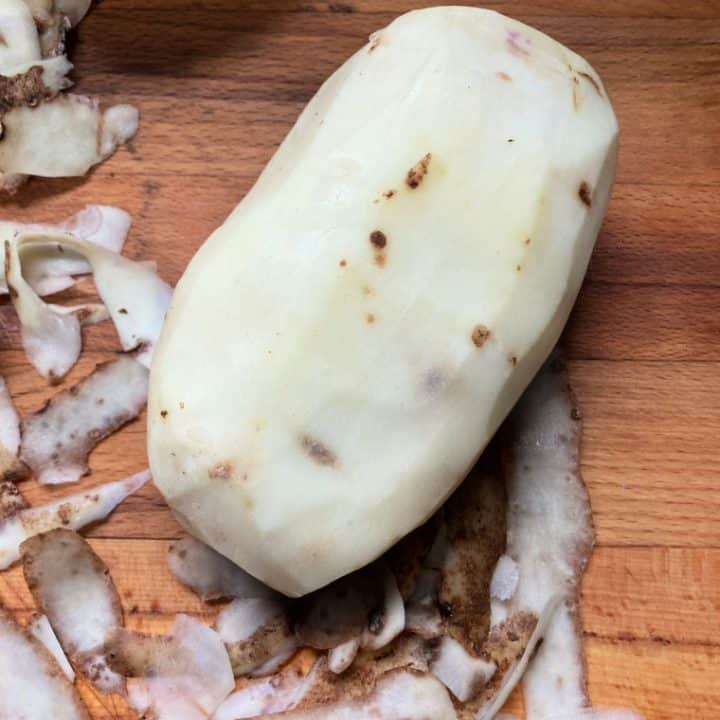 2 minutes • How To Peel Potatoes • Loaves and Dishes